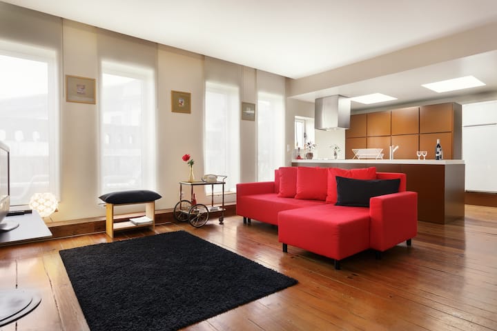 Modern Downtown Apartment - ポルトガル ポルト