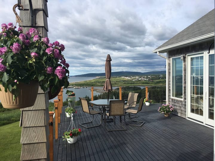 Spectacular Executive Home, Overlooking Coast/golf - Inverness