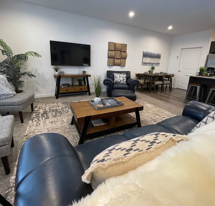 Ultra Comfort Condo| Kadlec | Hanford - Richland, WA