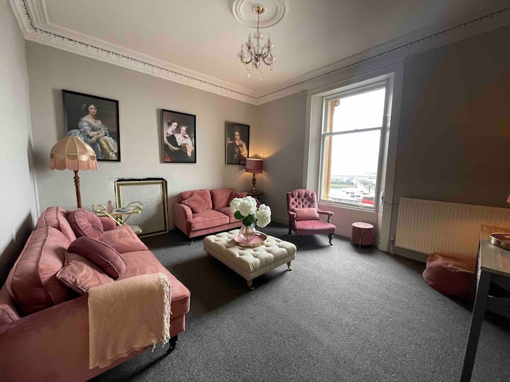 Marina View 2 Bed Apartment - 羅撒西