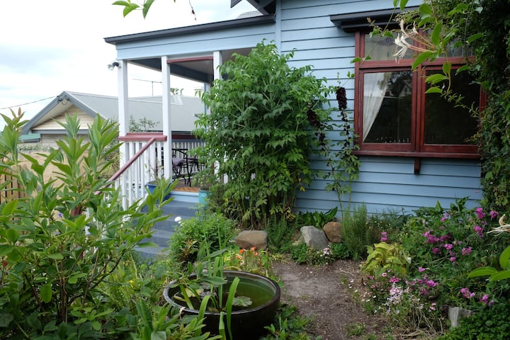 Garden Cottage - Hobart