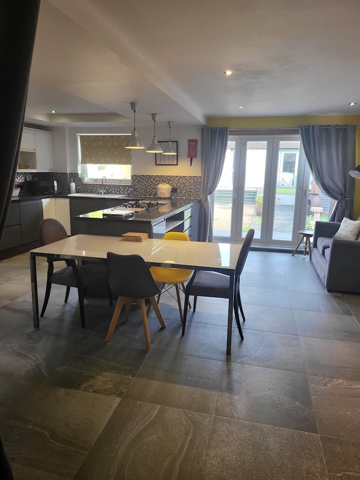Cosy Single Room - Isle of Wight