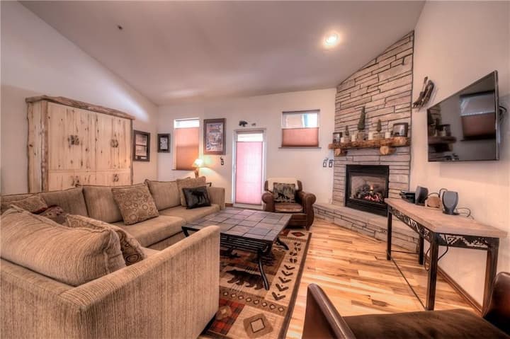 Bears Den Home - Walk To Main St Frisco W/parking - Frisco, CO
