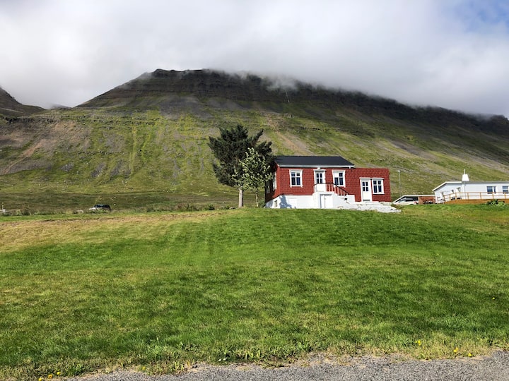 Cozy Summerhouse In Sudavik - Island