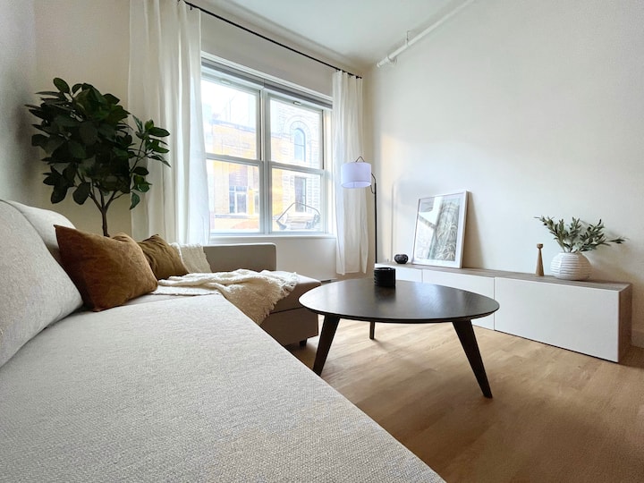 Condo Urbain Au Coeur De Saint-roch/2à4 Voyageurs - Baie De Beauport