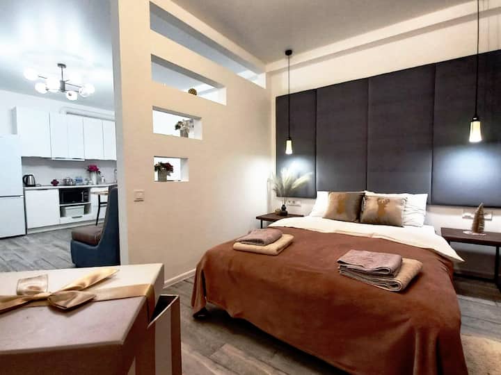 New Sweet Apartment  In New England Complex - 