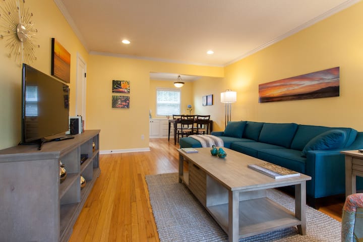 Stylish, Bright Townhouse - Nob Hill 2b/1b - Portland