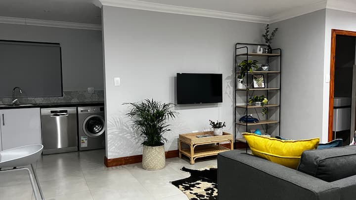 Robyn’s Nest Self Catering Flat No.3 - Kloof