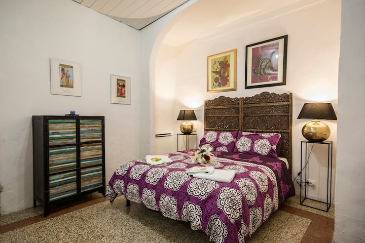 Quiet Room,close To David Museum/ Tram Connected - Florenz