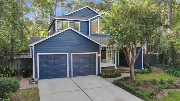 The Woodlands Tree House - The Woodlands, TX