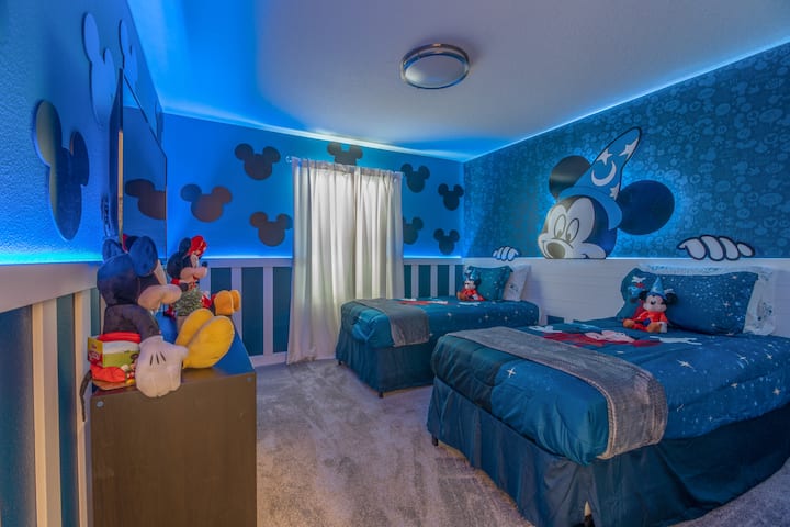 Incredible Home W/ Private Pool At Storey Lake - Kissimmee