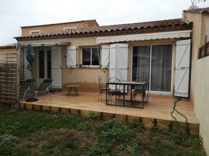 Sauvian: Maison Individuelle à 10 Km Des Plages - Vendres