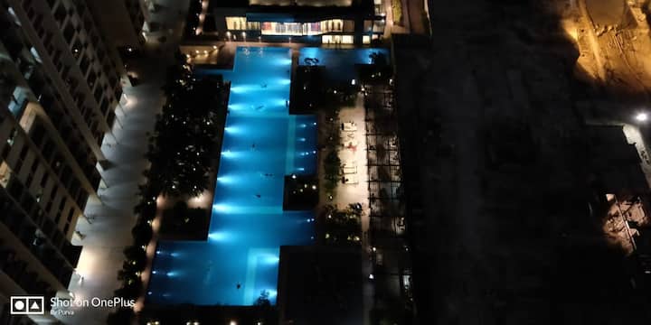 Entire 2 Bedroom Apartment In A Posh Locality - Mumbai