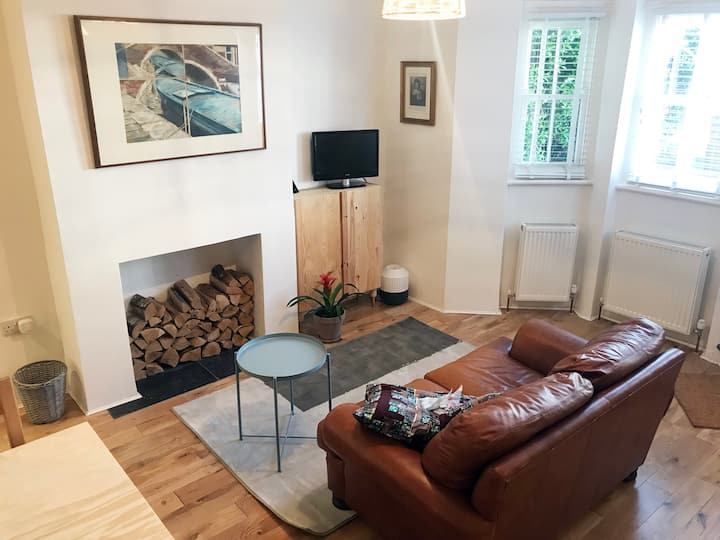 Spacious Studio In Telegraph Hill, Zone 2, London - Londra