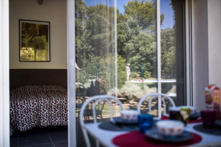 Mazet Dans La Garrigue à 5 Km De Sommières - Sommières