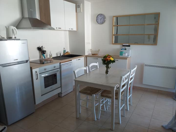 32 M2 Idéal Vacances Piétonnes / Parking Prive - Royan