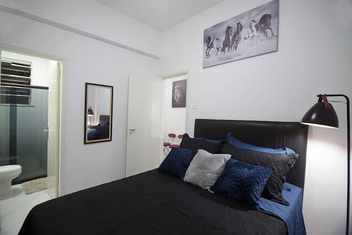 Fabulous Beach Area Location On Copacabana - Copacabana