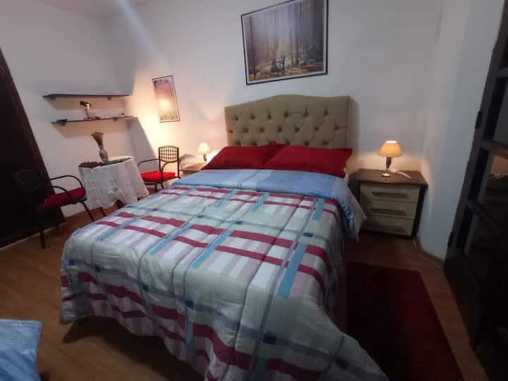 Quarto Aconchegante Para 03 - Campos do Jordão