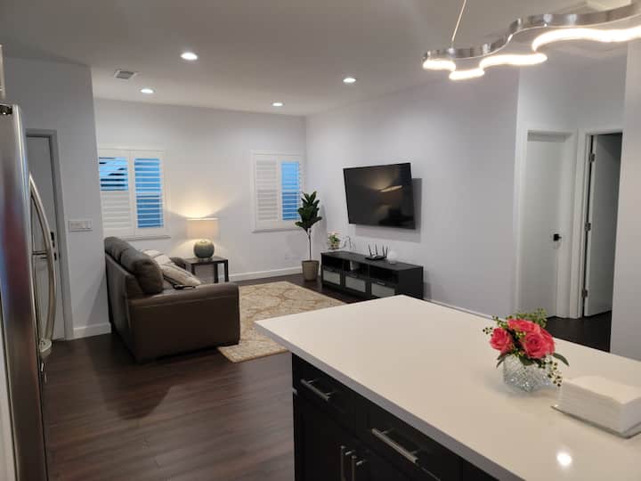 New, Elegant, And Cozy House In Garden Grove. - Orange County, CA