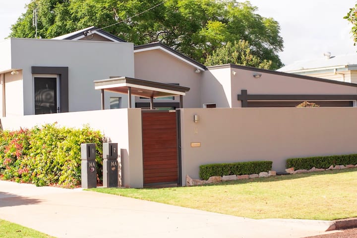 Studio On Merritt… - Toowoomba