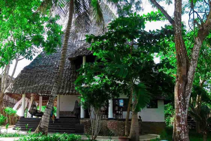 Kinondo Paradise - Diani Beach