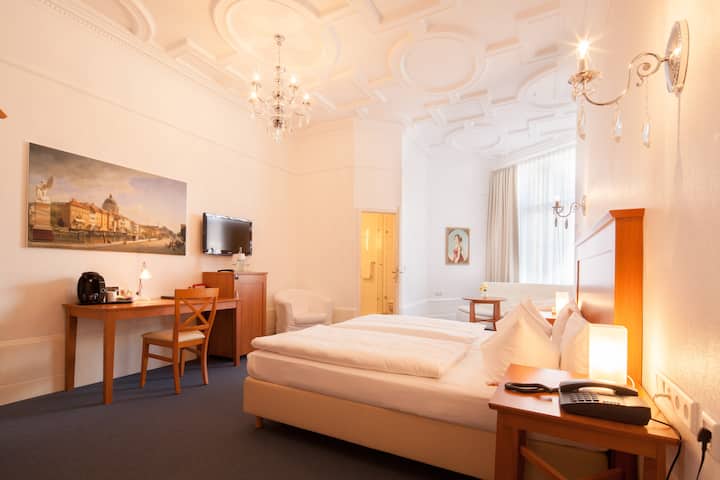 Deluxe Zimmer Im Hotel Brandies Nahe Messe - Berlin