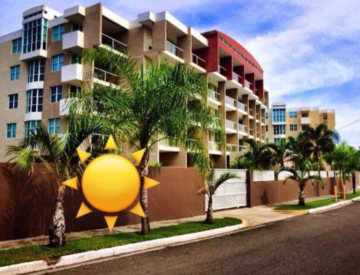 Best Location! Steps From Beach & Town
1b/1b Apt - Rincón