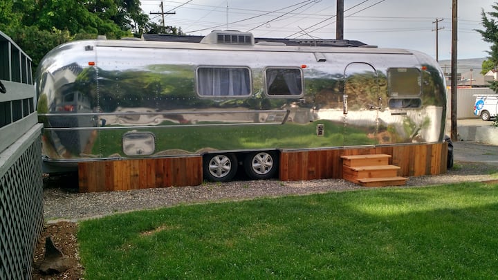 Newly Renovated 1969 Airstream- 32 Ft. - Ellensburg, WA