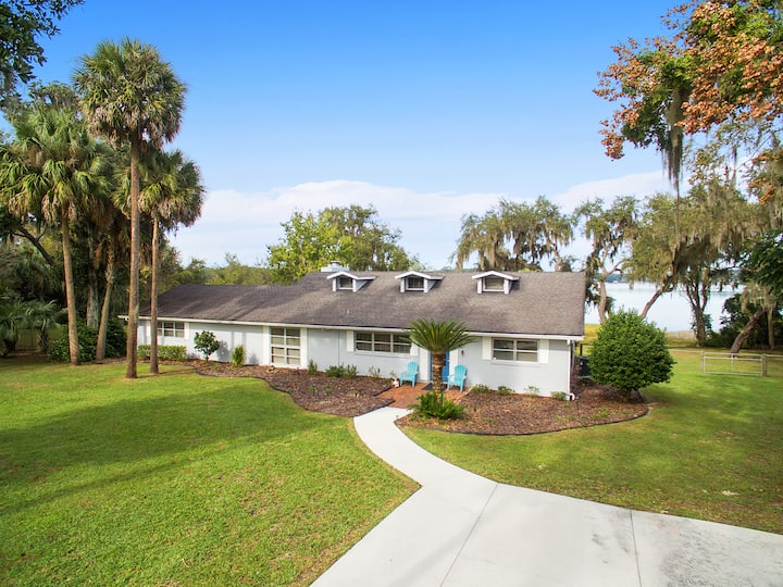 On Lake Time - Lake Weir, FL