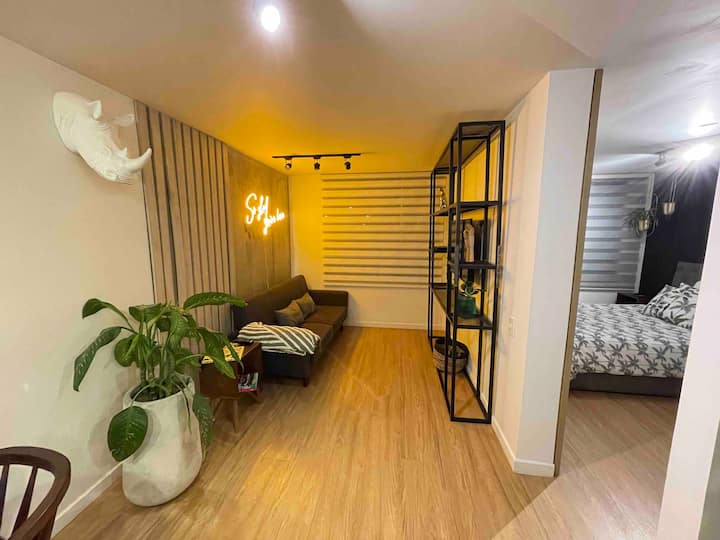 Condo En Bogotá /Gran Diseño Y Confortable - Bogotá