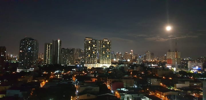 One Bedroom Condo In Roxas Boulevard, Pasay City - Pasay