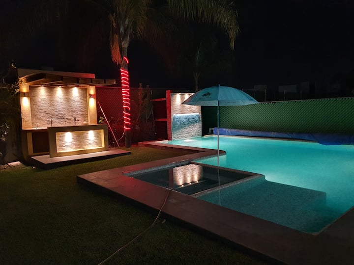 Casa Turquesa. Amplia Alberca. - Cocoyoc