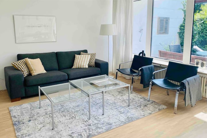 Great Townhouse / Near City + Lake - Munich