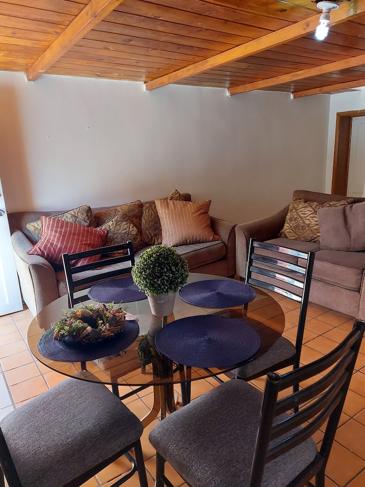 Acogedor Estudio Céntrico Yseguro Estacionamiento - Mexicali