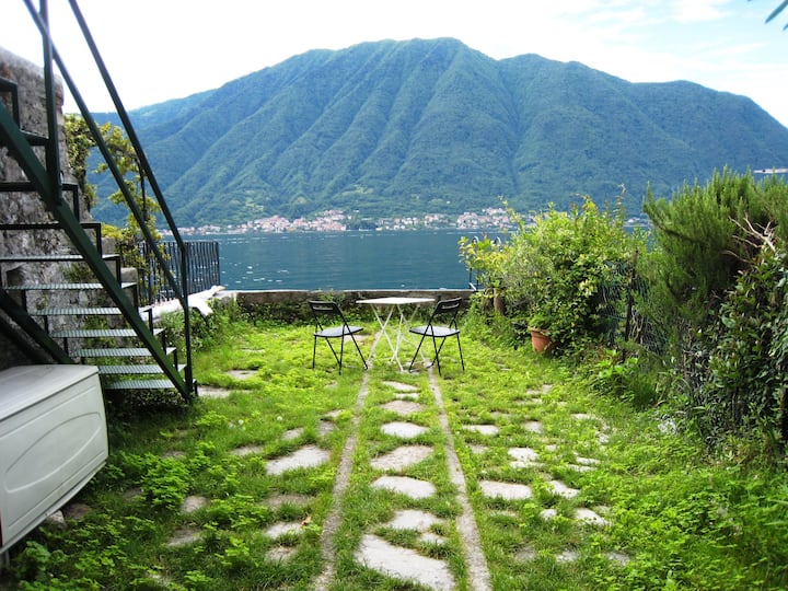 Lakefront Garden Apartment ~ Direct Water Access - Lake Como