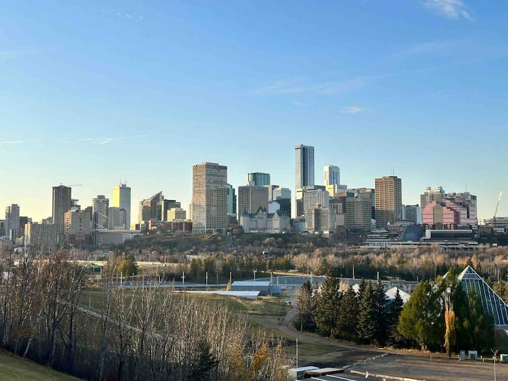 Full Basement Suite. - Edmonton