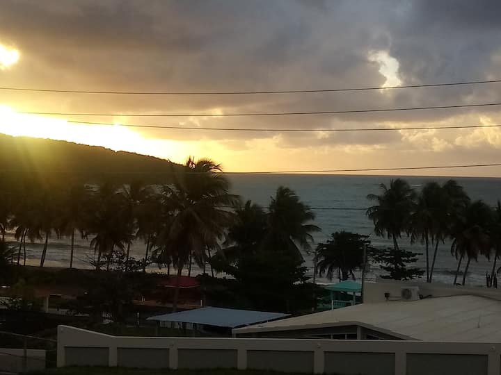 Beach House Playa Guayanés, For 10 + Guests - Yabucoa