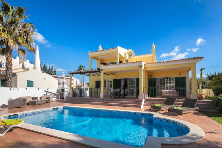 Casa Sagitario, Familievilla Met Privézwembad - Ferragudo