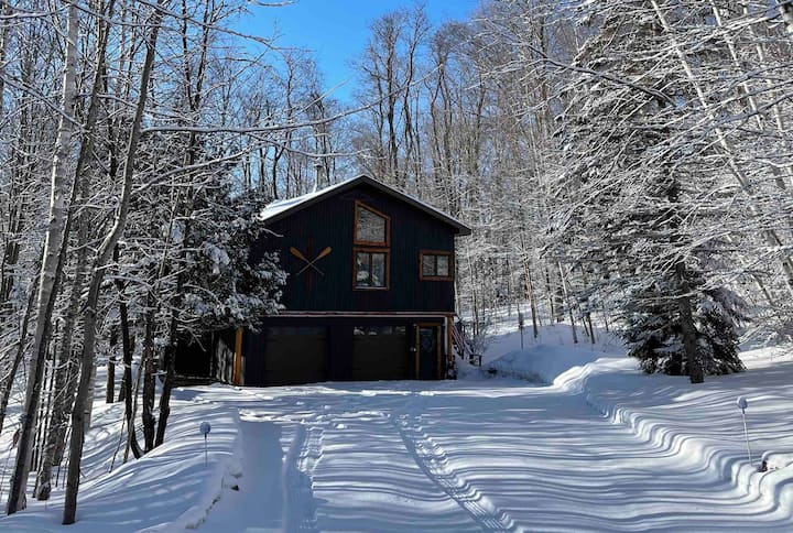 Moongate Lodge - Private 5 Bedroom Home - Lake Placid, NY