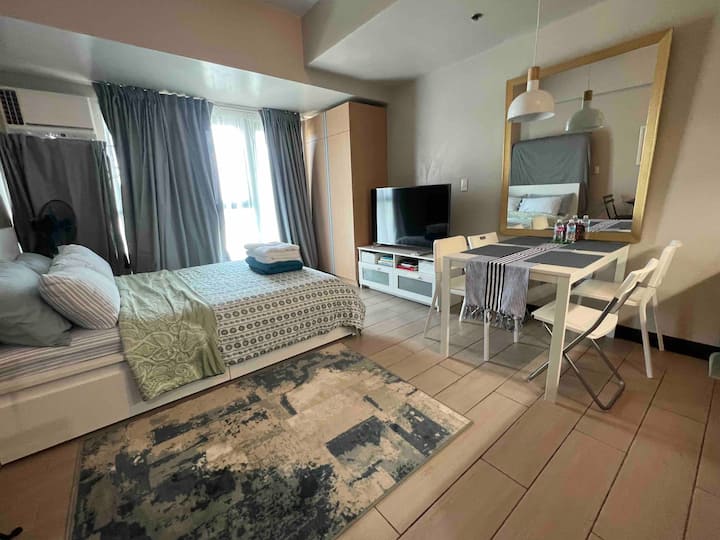 Nordic Condo Near Up +Parking , Wifi, Netflix, - San Mateo