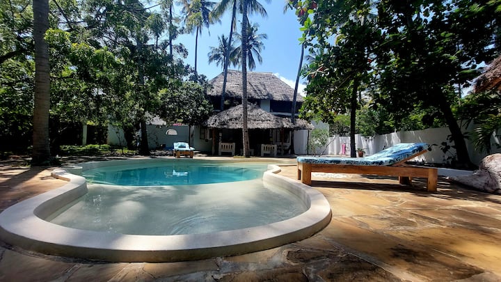 Beautiful, Private Home With Ac& Unlimited Wifi - Kenya