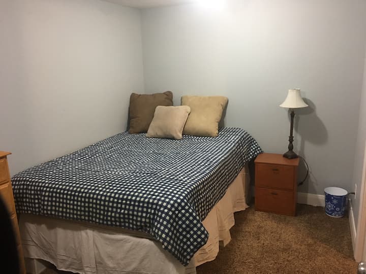 College Town, Business Travel Room. - Pocatello, ID