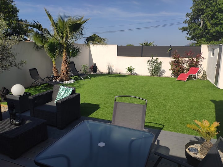 Studio Avec Extérieur Proche Hyères Tout Confort - Carqueiranne