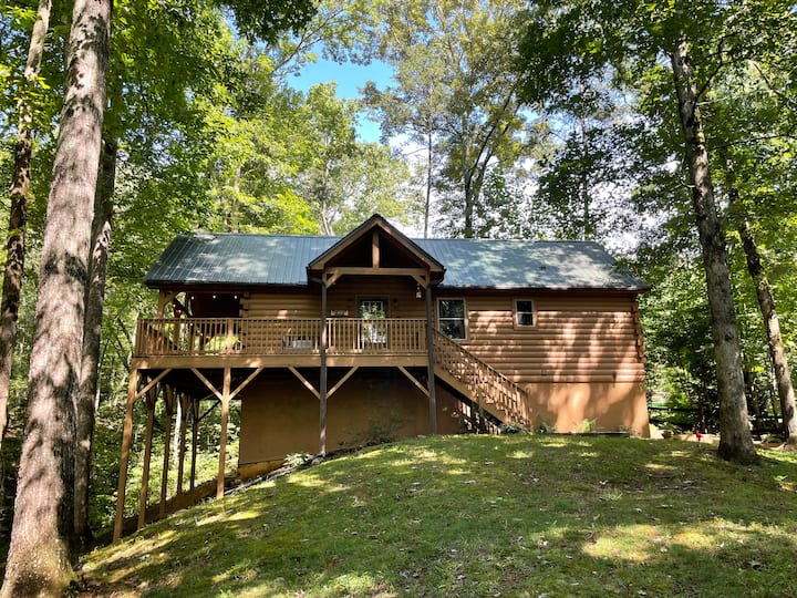 Springbrook Log Cabin - Franklin, NC