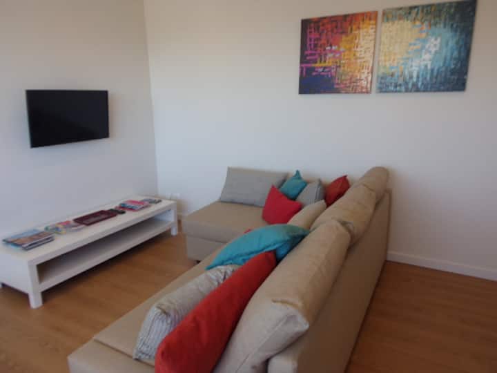 Sea-view Studio In The Centre Of Monte Estoril - Estoril