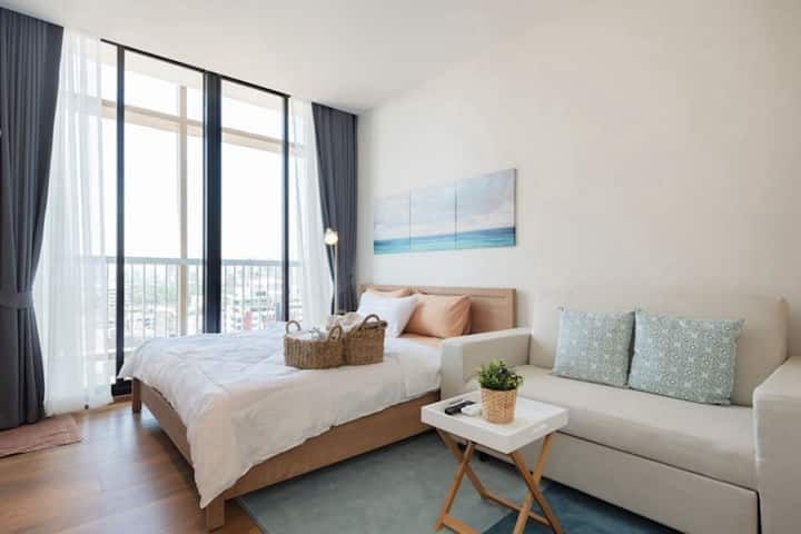 Rooftop Pool Gym Luxury Cozy Condo  Btsphromphong - Bangkok