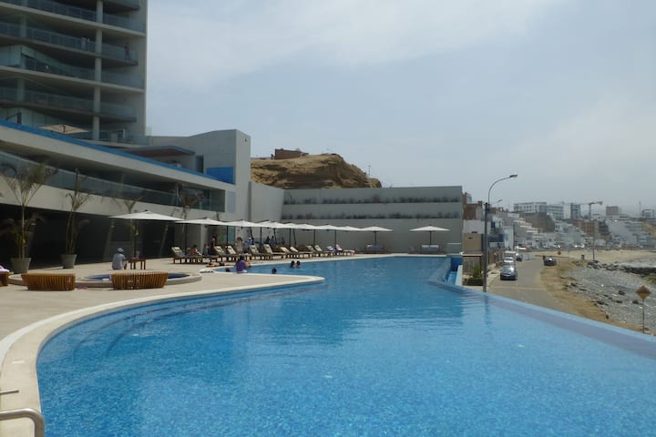 Depa Lindo, 2 Piscinas, Gym, Cochera Y Sauna - Chilca