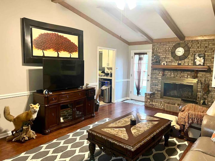 Cozy Home 3bedroom/2bath 1mile Away From Hospital - Goldsboro