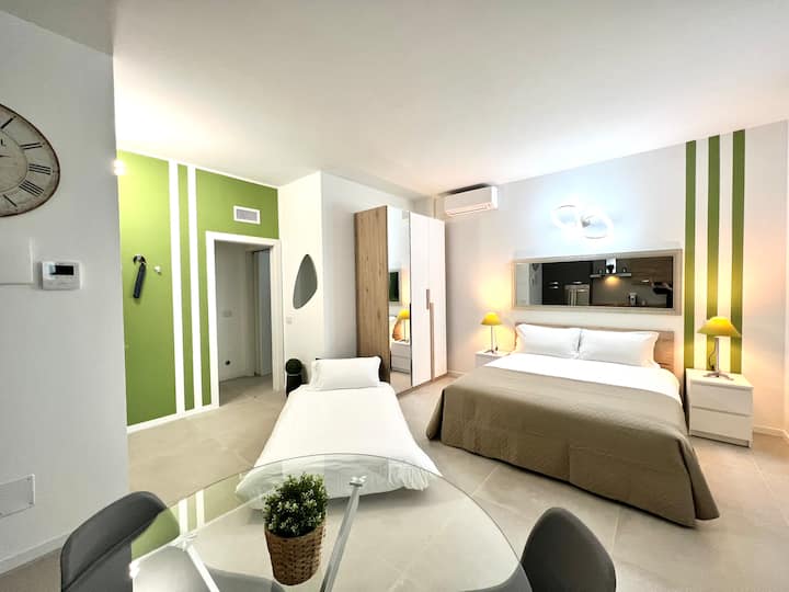 Greennest- City Life District 5’ Walk Metro M1, M5 - Milan
