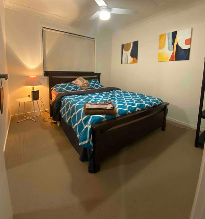 Private Bedroom With Own Bathroom Unlimited Wifi - Highfields